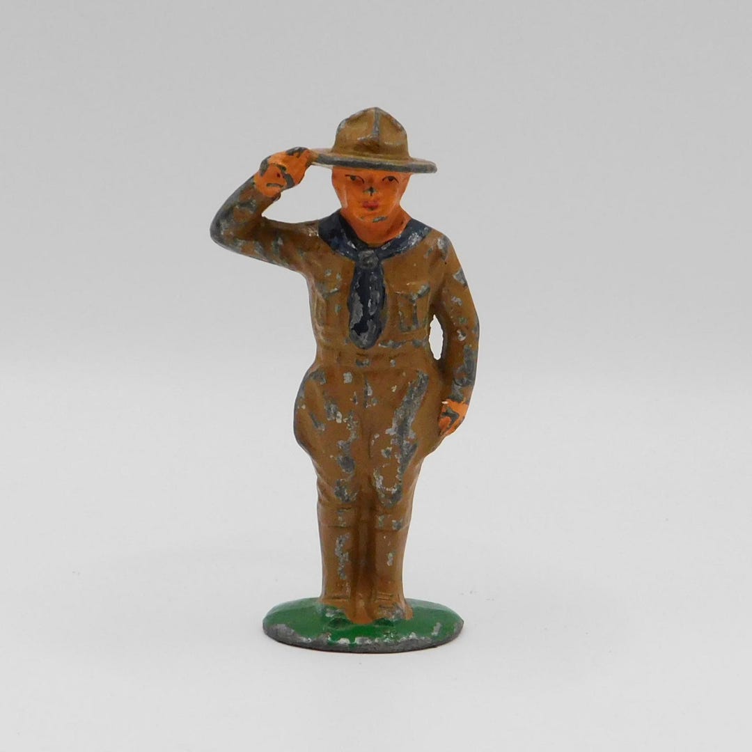 Vintage Lead Figure, Barclay Lead Toy, Saluting Toy Soldier or Boy ...