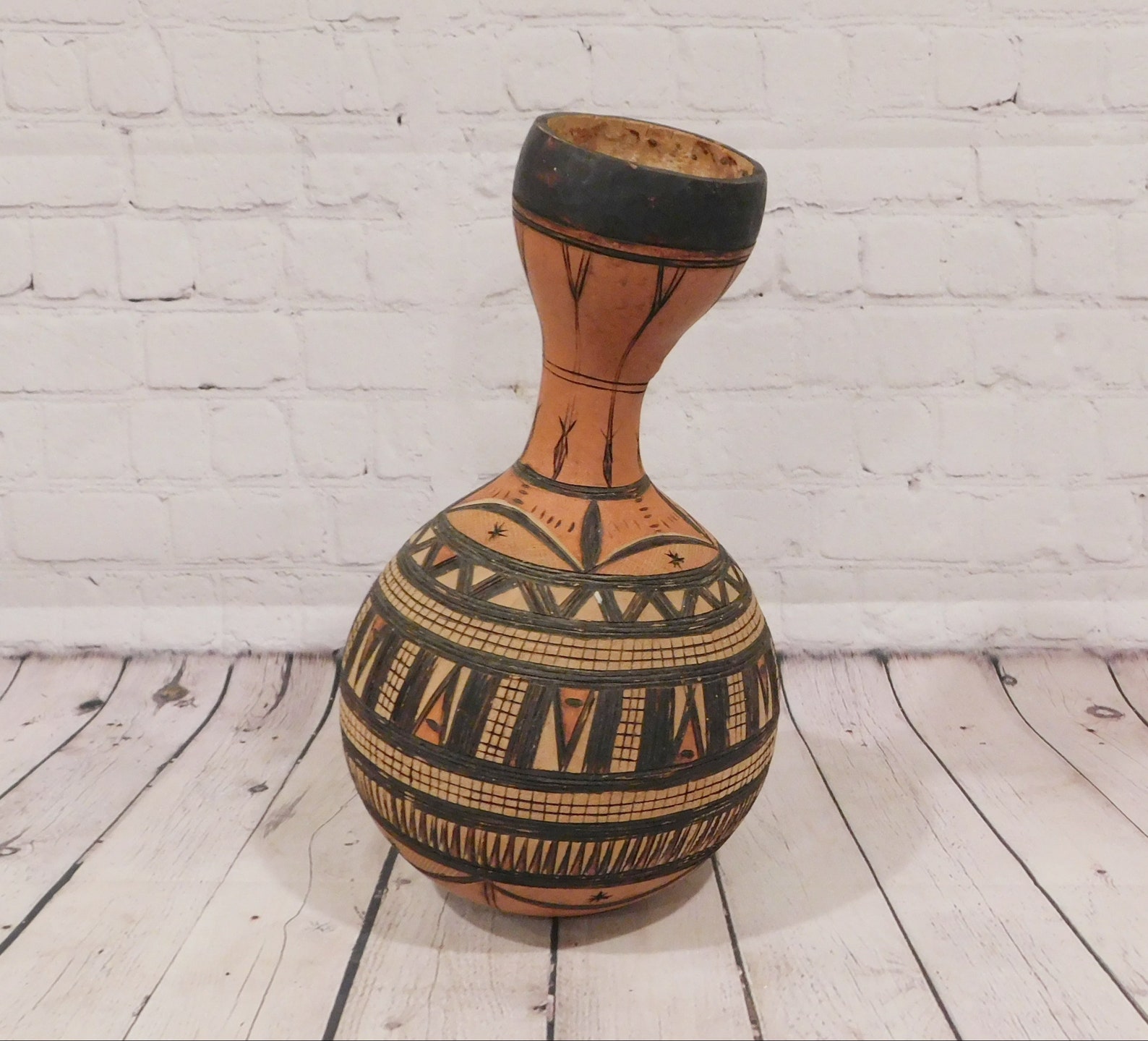 Vintage Peruvian Carved Gourd Vase Engraved Gourd Southwest - Etsy