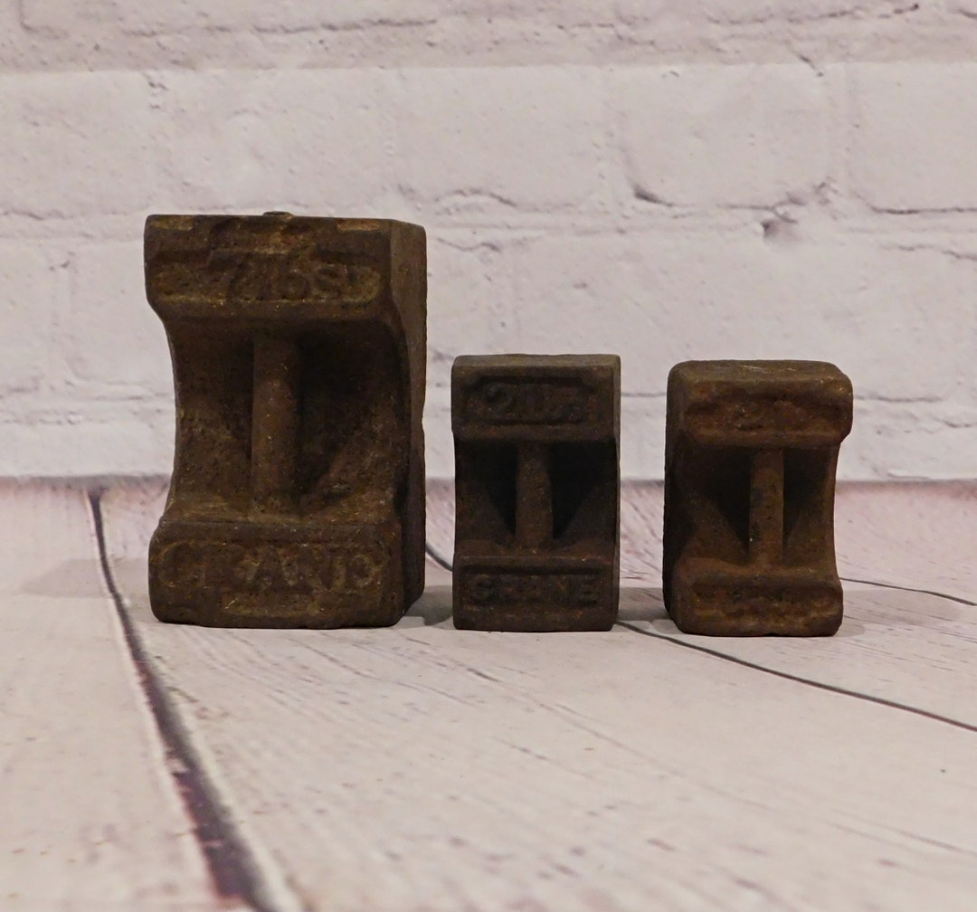 British Shop Scale Weights, CRANE Cast Iron Weights, 7 Lb. and 2 Lb ...