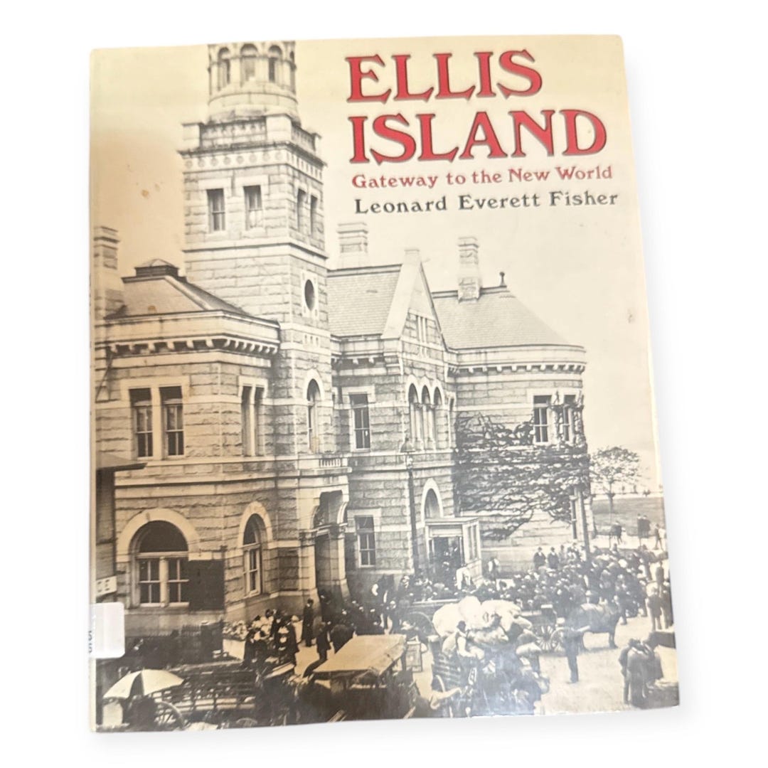 1986 Ellis Island : Gateway to the New World First Edition 1986 ...