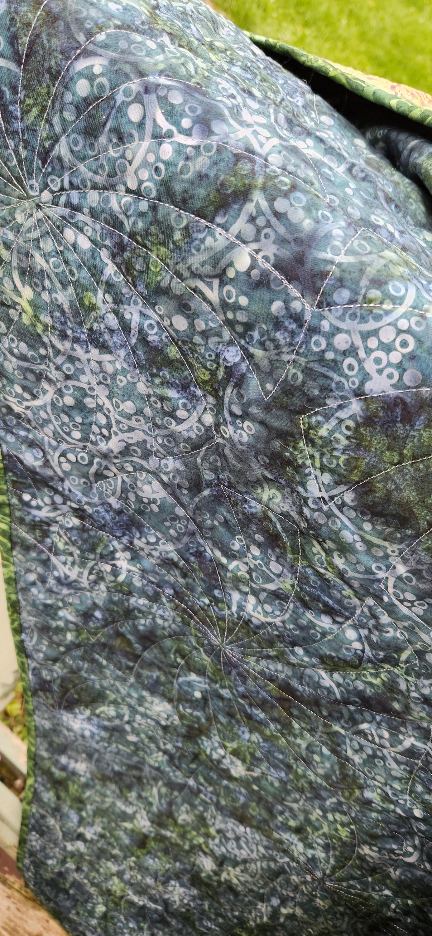 Tropical Tradewinds Lap Quilt Wallhanging Handmade Batik Fabric Ready ...