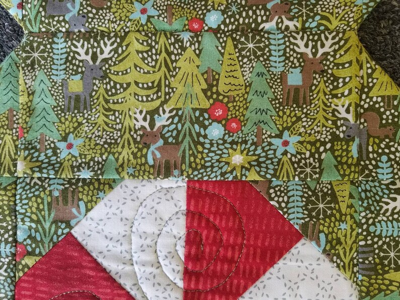 Christmas Peppermints Quilted Tablerunner Handmade Holiday - Etsy