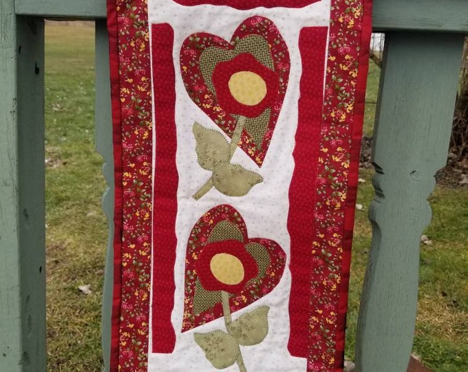 Hearts A Plenty Applique' Wallhanging Handmade Tablerunner Ready to ...