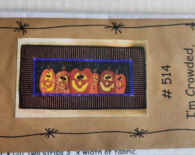 Pumpkin I'm Crowded Roll Over Wallhanging Halloween Quilt Kit Bloomin ...