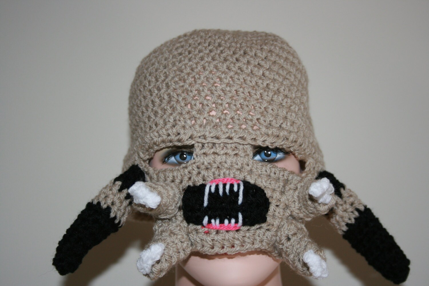 Predator 'inspired' Crochet Hat. Inspired by the Film 'predator'. Scary ...