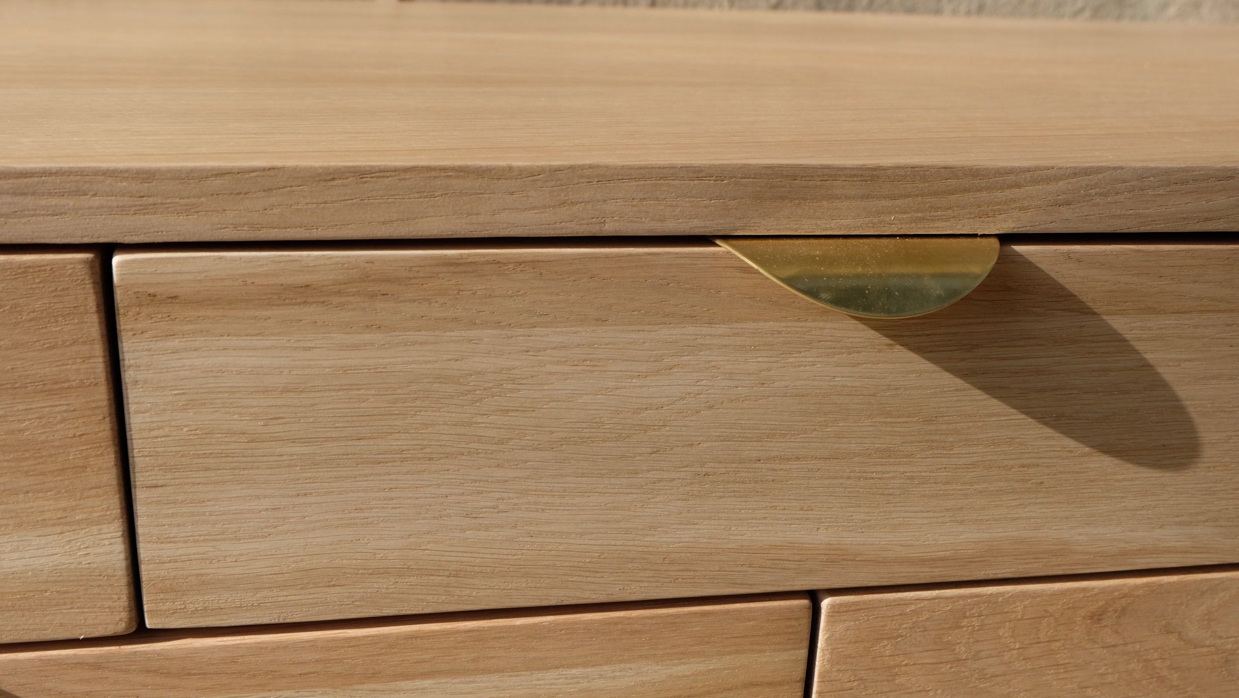 Custom Creation // Commode Golden Are You - Etsy