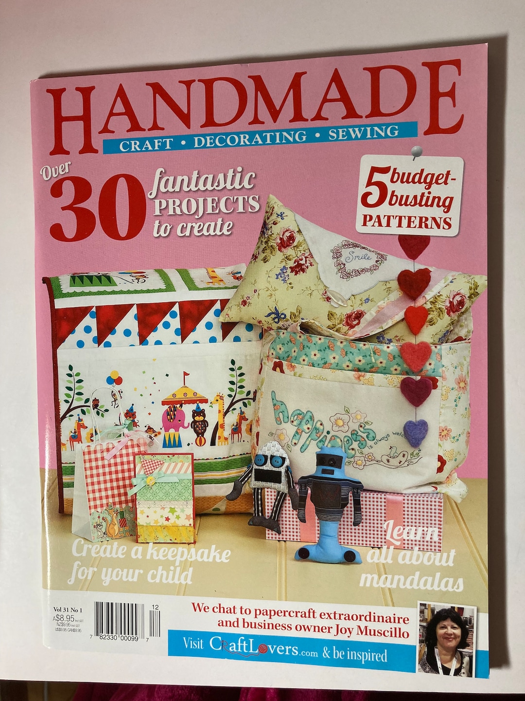 Handmade Craft Decorating Sewing Magazine Volume 31 Number 1, Arts and ...