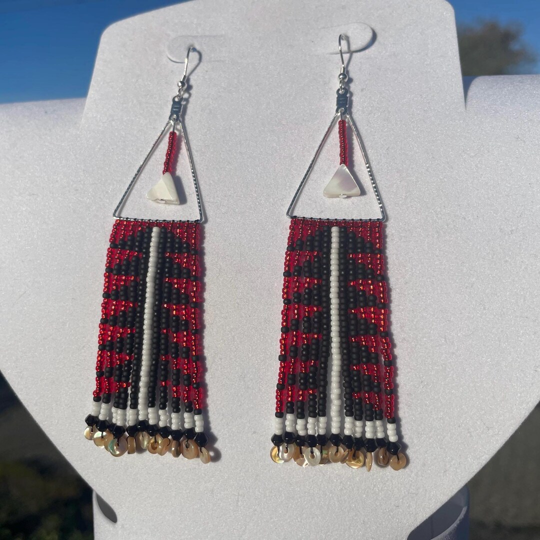 Red Black Sturgeon Back Pattern Hand Beaded Long Dangle Earrings Shell ...