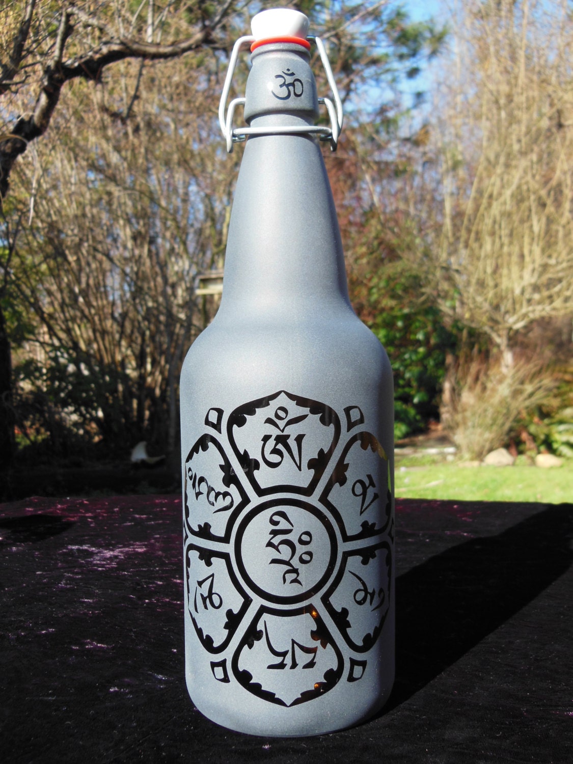 1 Liter Om Mani Padme Hum Amber Glass Water Bottle - Etsy
