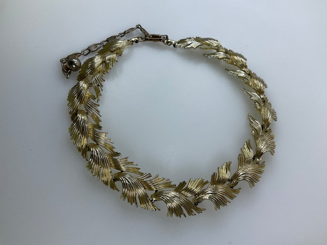 Vintage Lisner 13”-17” Necklace Gold Toned Floral Design Used - Etsy