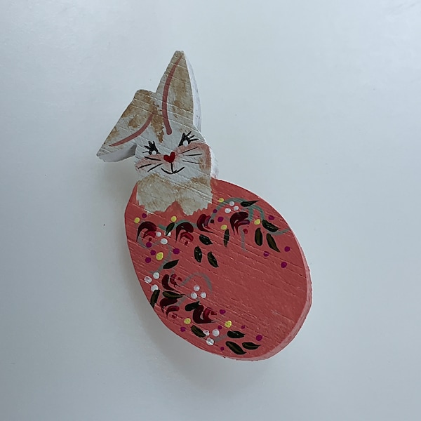 Easter Egg Brooch - Etsy