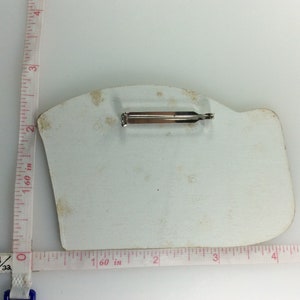 Vintage Pin Back Button Walt Disney's the Many Adventures of Winnie the ...