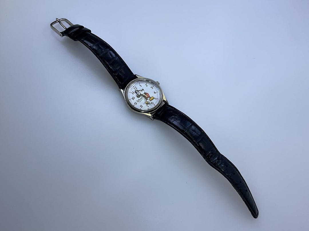 Vintage Disney Time Works Watch Quartz Mickey Mouse Working Condition ...