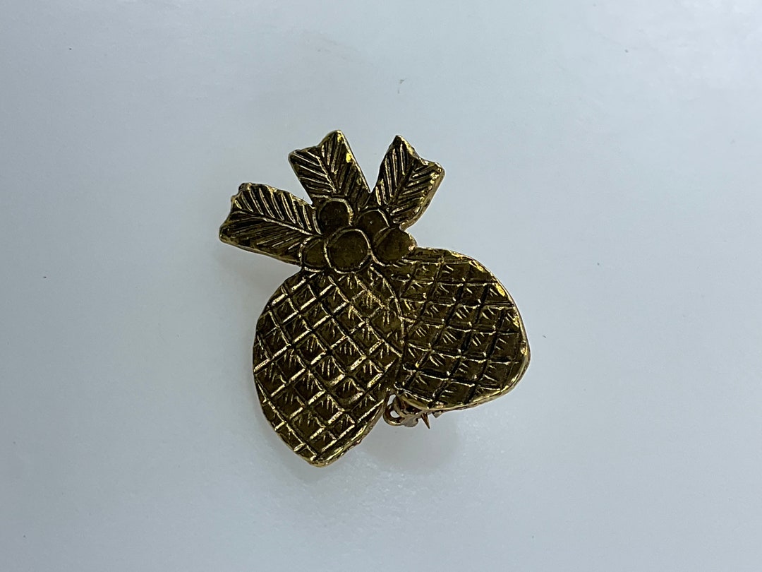 Vintage Pin Brooch Gold Toned Pine Cones Used - Etsy