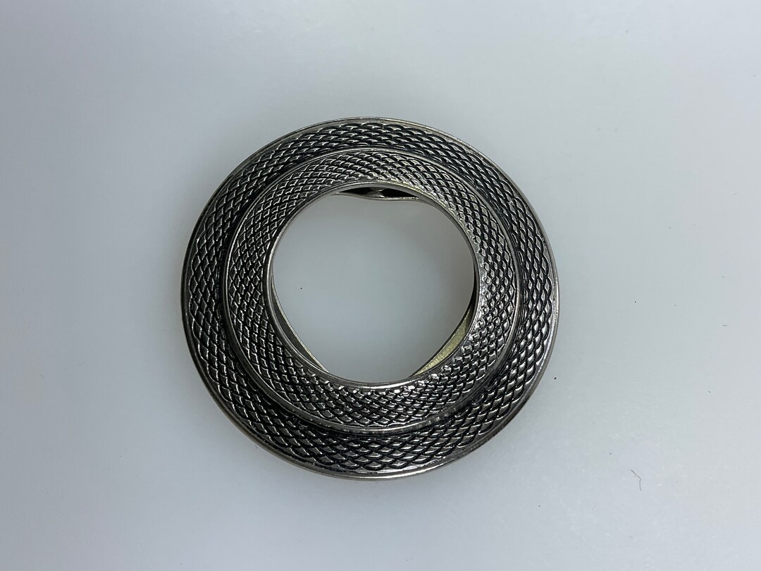 Vintage Scarf Clip Silver Toned Textured Round Design Used - Etsy
