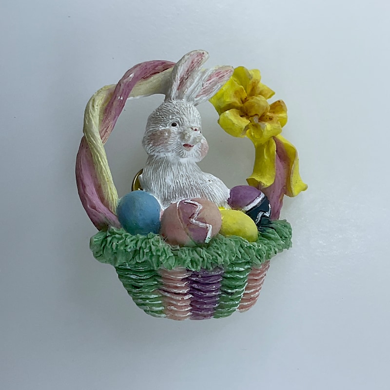 Easter Egg Brooch - Etsy