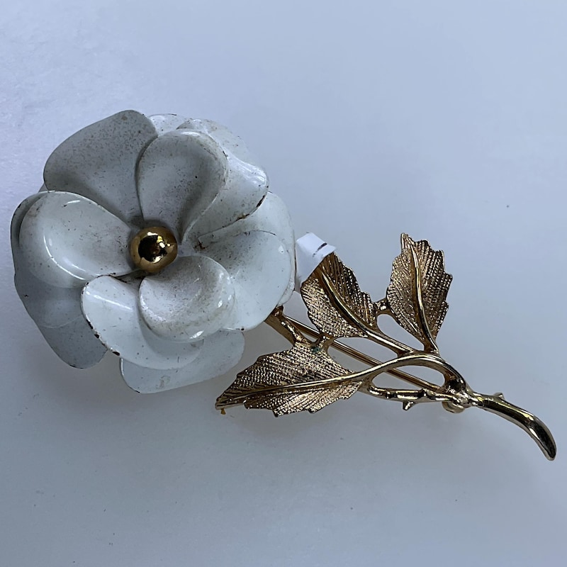Avon Pin - Etsy