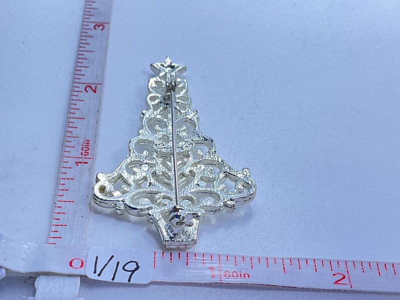 Vintage Dan Craft Silver Toned Pin-brooch Christmas Tree Used - Etsy