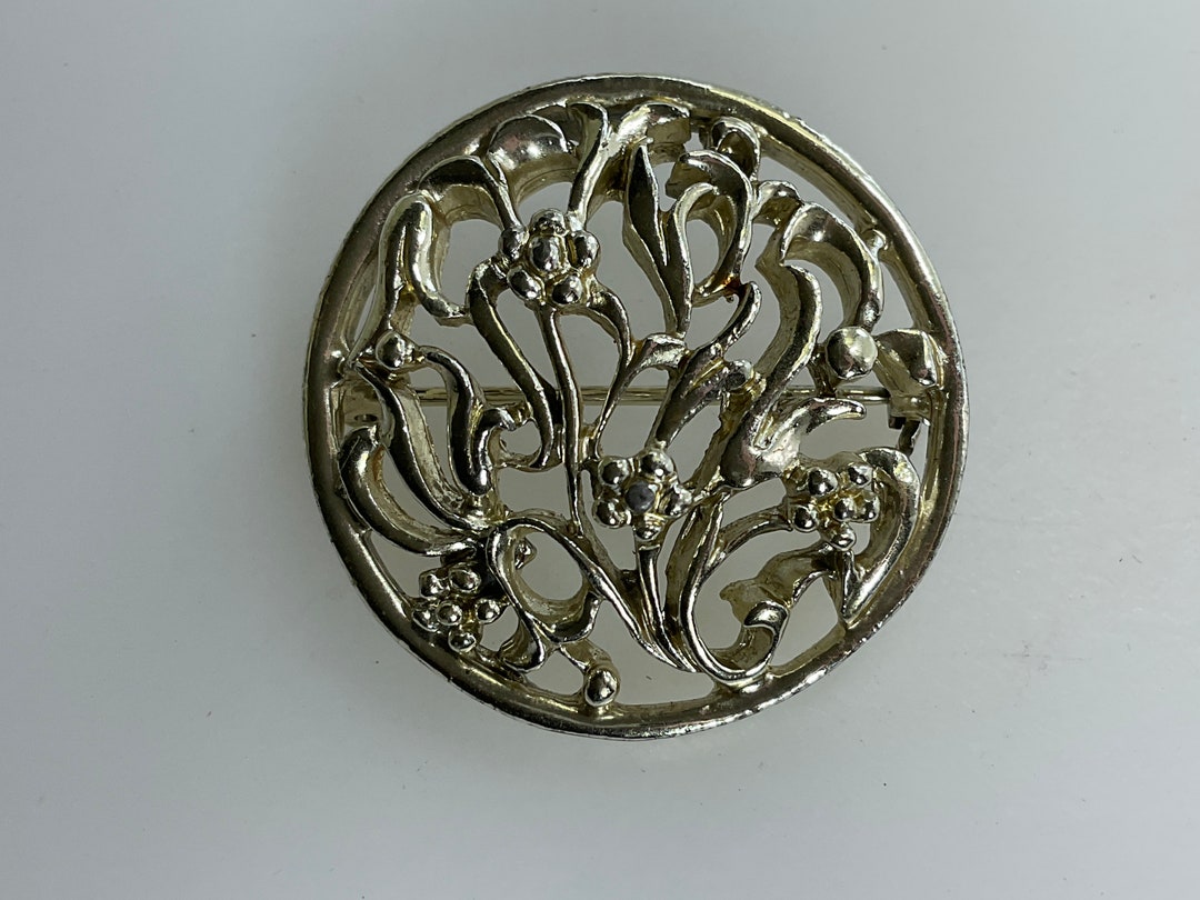 Vintage Tara Pin Brooch Gold Toned Round Floral Design Used - Etsy