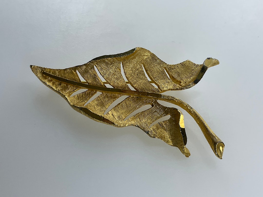 Vintage JS Pin Brooch Gold Toned Textured Leaf Used - Etsy
