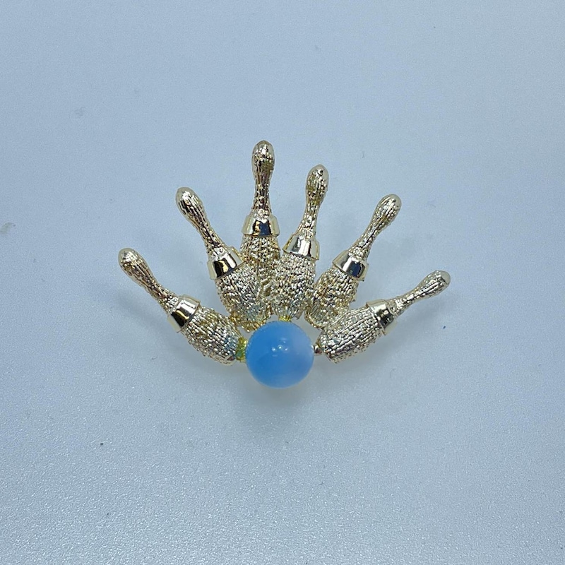 Cats Eye Blue Brooch - Etsy
