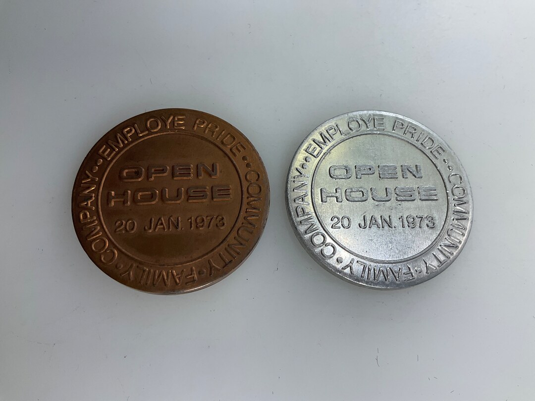 Vintage Lot of 2 Souvenir Tokens San Diego Electronics Division General ...