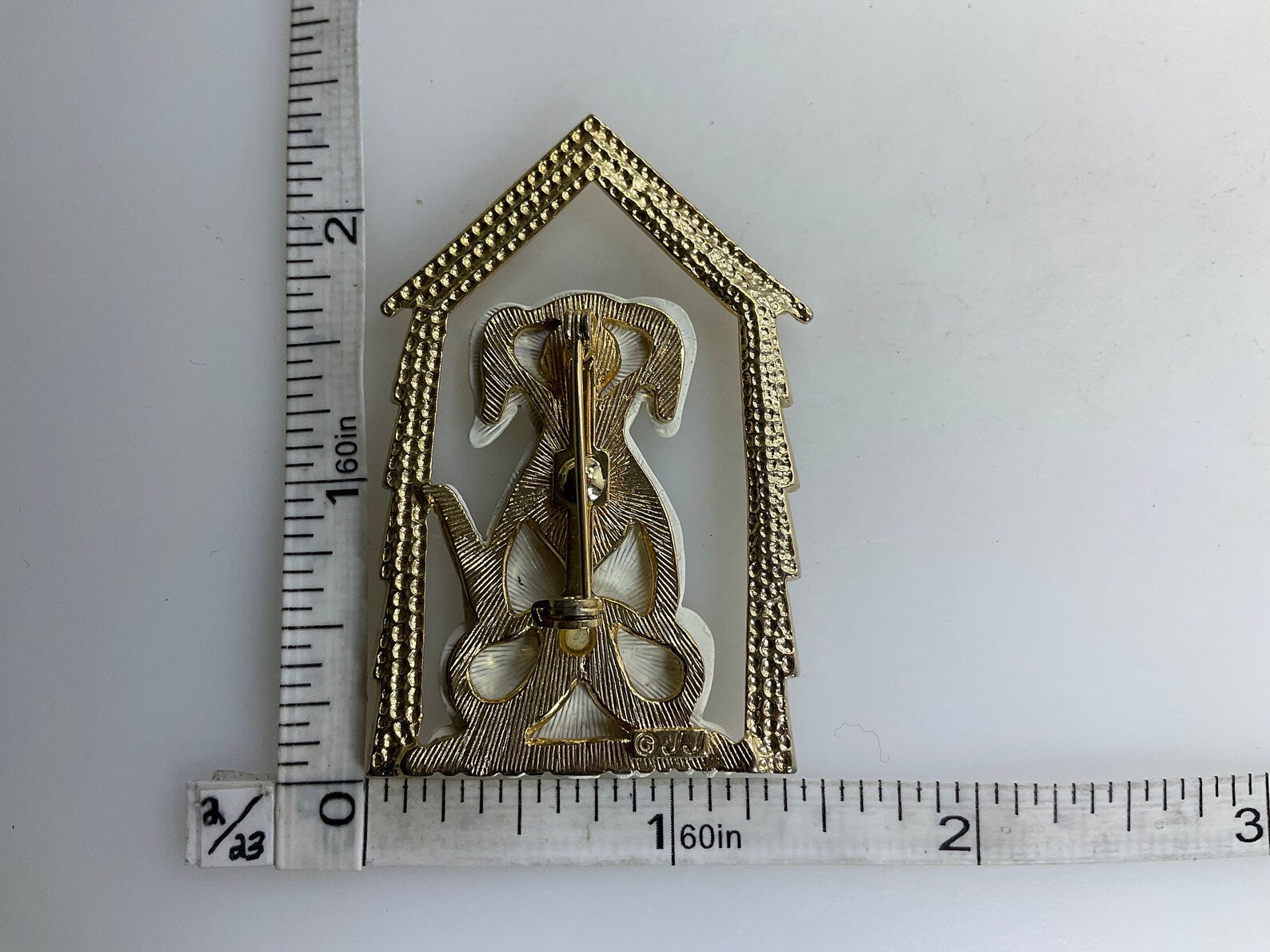 Vintage JJ Pin Brooch Gold Toned Dalmatian Dog in Doghouse With White ...