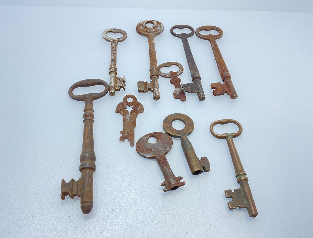Vintage Lot of 9 Old Rusty Skelton Keys as is Used - Etsy