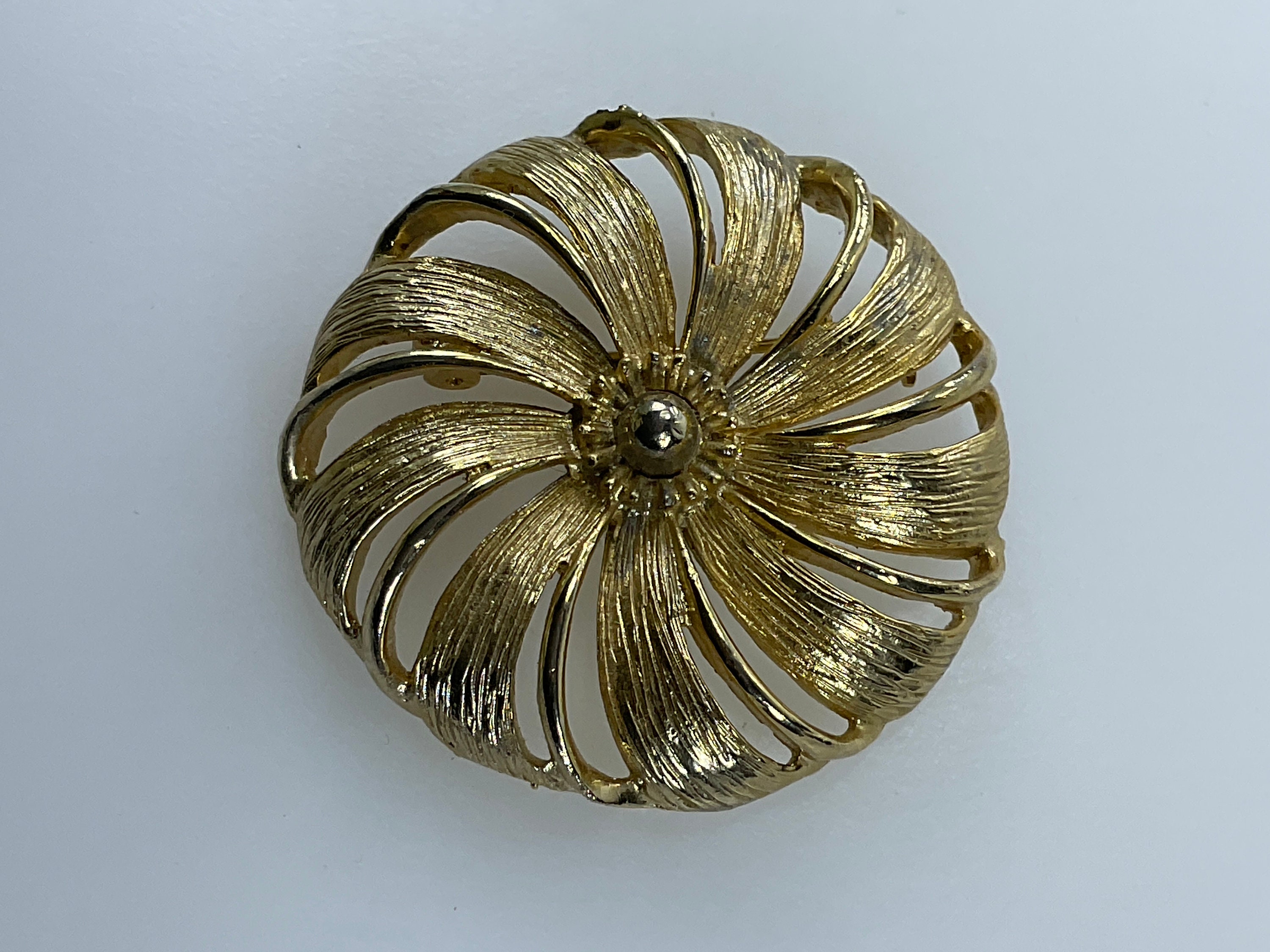 Vintage Rebecca Pin Brooch Gold Toned Round Floral Used - Etsy