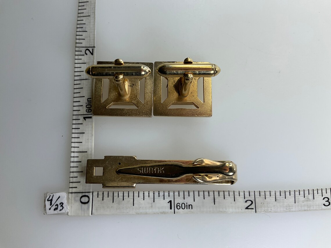 Vintage Swank Cuff Links Tie Bar Set Gold Toned Square With Initial P ...