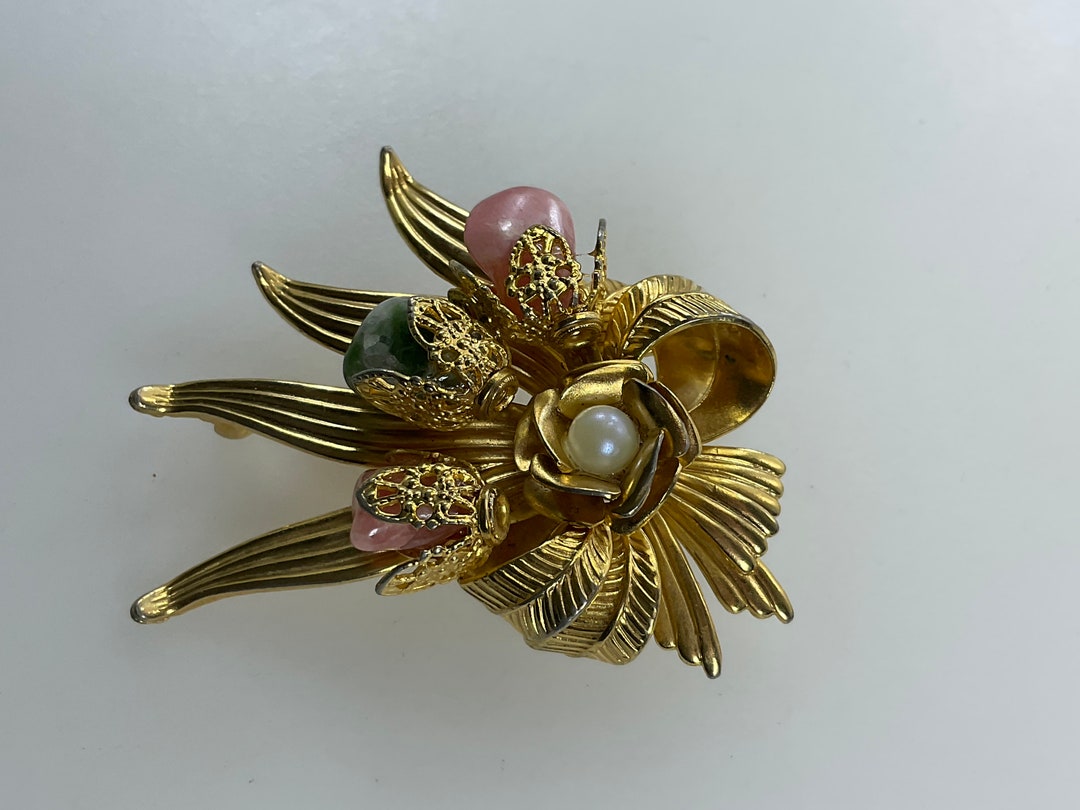 Vintage Pin Brooch Gold Toned Floral Design With Pink Green Stones ...
