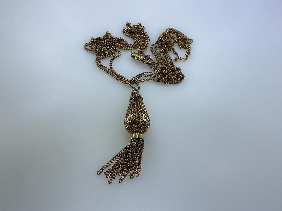 Vintage 24” Necklace 3 Strands Gold Toned Chains With Textured Teardrop ...