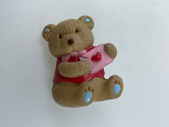 Vintage GGI Pin Brooch Valentine Teddy Bear With Enve… - Gem