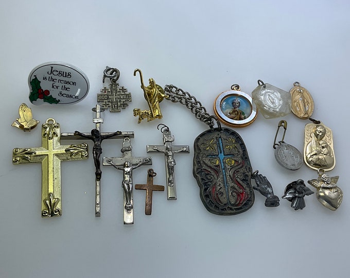 Vintage Catholic Mixed Medal LOT Mary Saints Our Lady Lourdes Religious ...