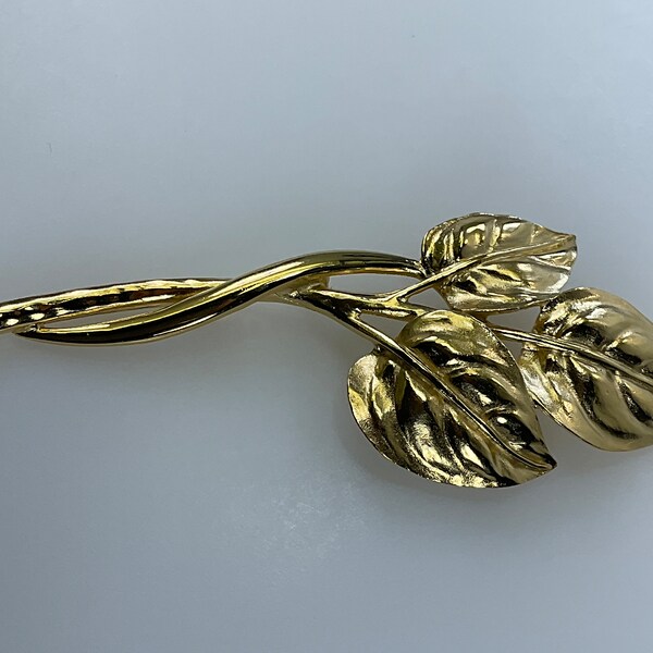 Trifari Pin Brooch - Etsy