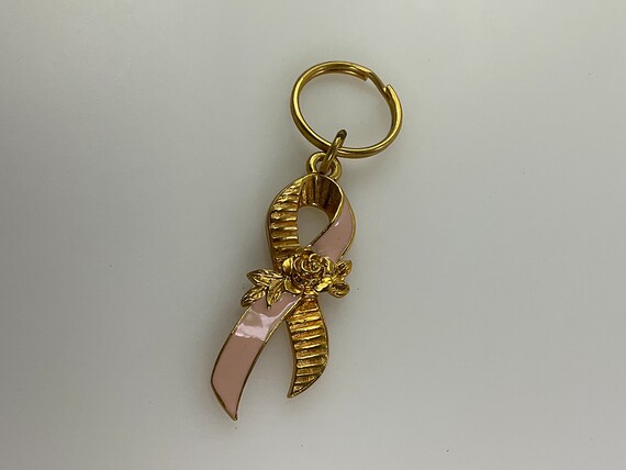 vintage keychain gold toned - Gem