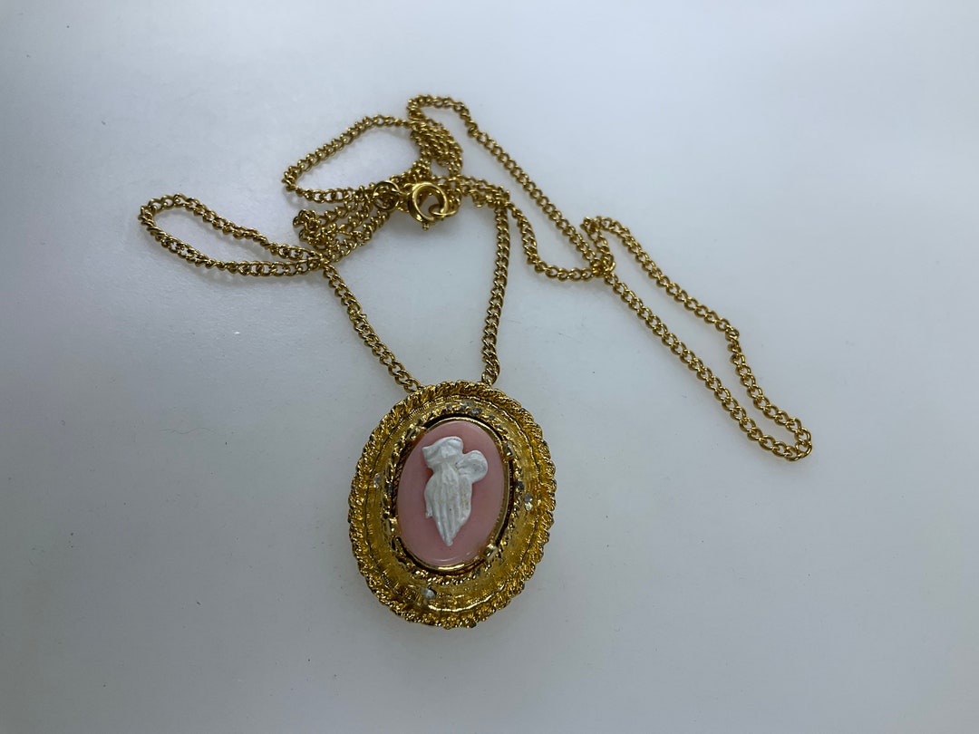Vintage 24” Necklace Brooch Combo Gold Toned Oval Cameo Praying Hands ...