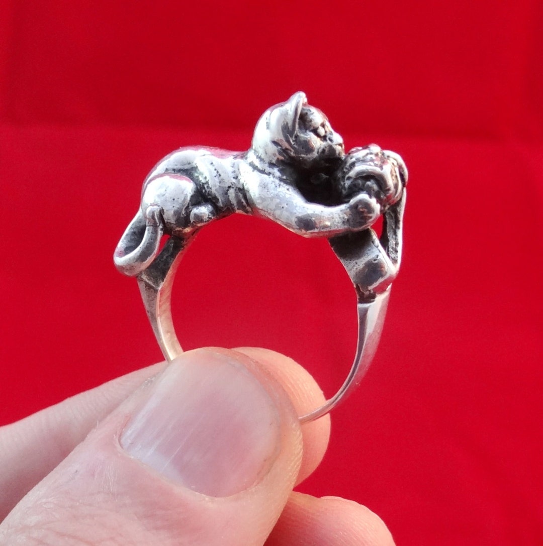 Cat Ring With Ball, Playing Cat Ring, Dancing Cat, Silver Ring 13 Gram ...