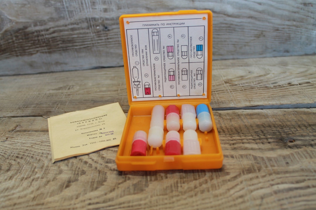 Vintage Soviet Military Individual First Aid Medicine Chest, Soviet ...