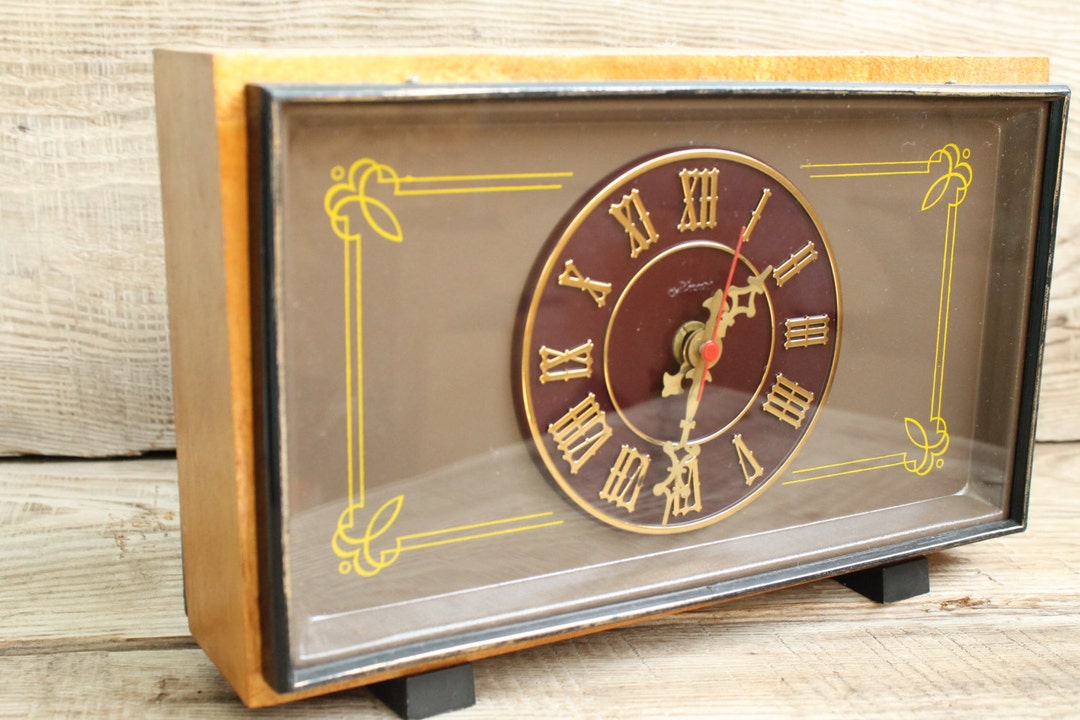 Vintage Table Clock MAJAK , Mantel Clock, Watches on Battery / Working ...