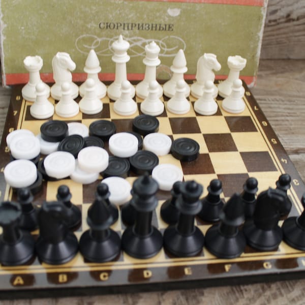 Soviet Era Chess Set - Etsy