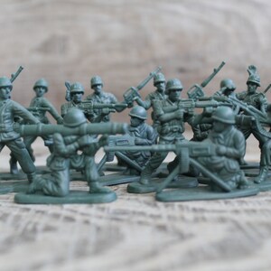 Lot of 15 Miniature Soldiers Vintage Soldiers Vintage - Etsy
