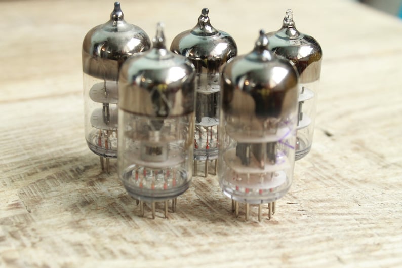 Lot of 5 Vacuum Tubes / Radio Valves / Steampunk Supplies / | Etsy