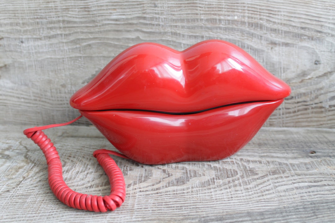 Vintage Push-button Phone LIPS, Old Push-button Phone, Push-button ...