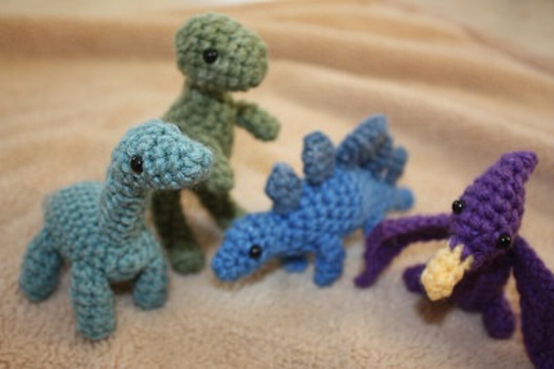 CROCHET PATTERN: Hatching Dinosaur Eggs - Etsy