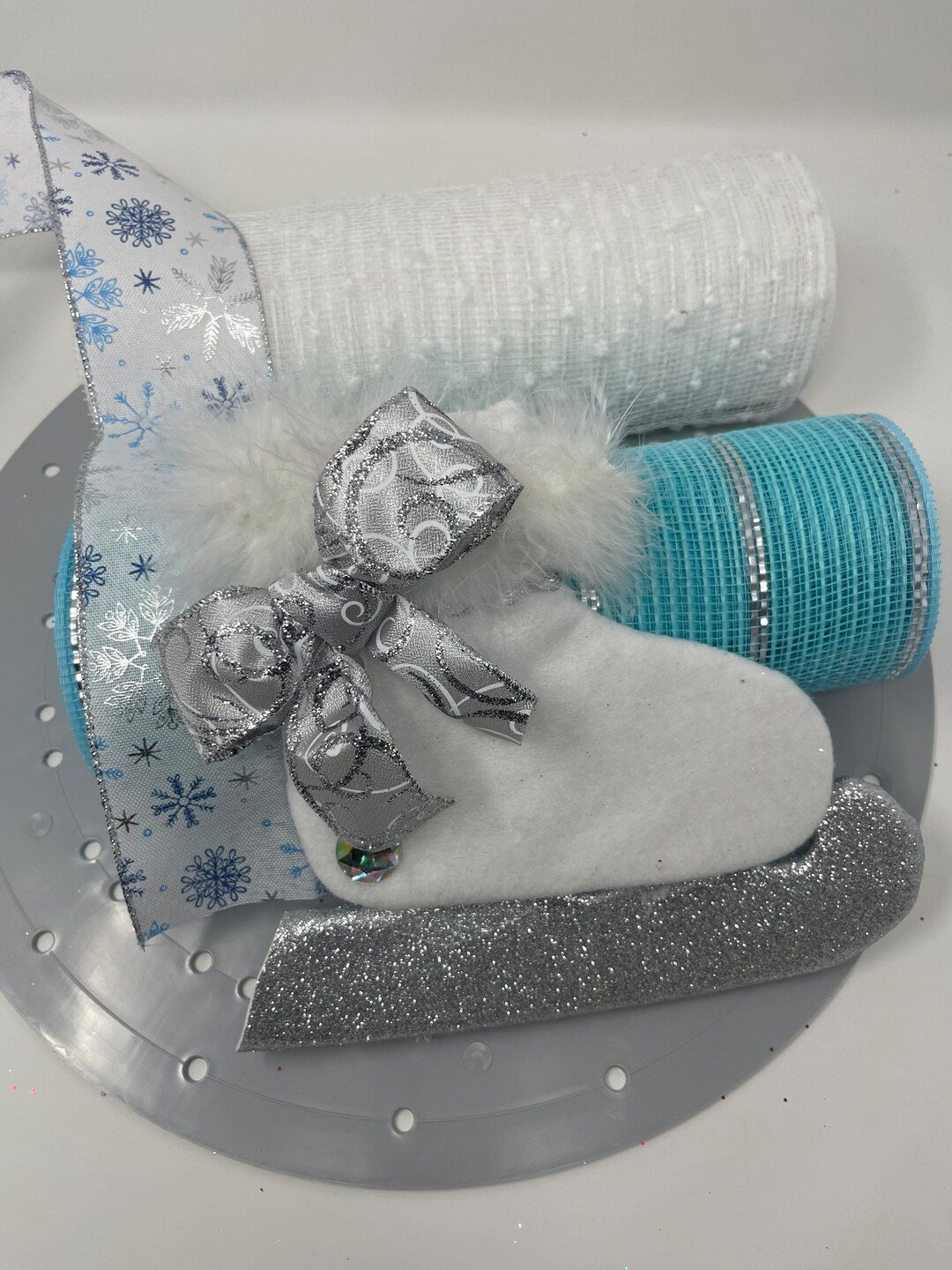 Winter Ice Skates DIY Wreath Kits, Christmas Diy Wreath, DIY Wreath ...