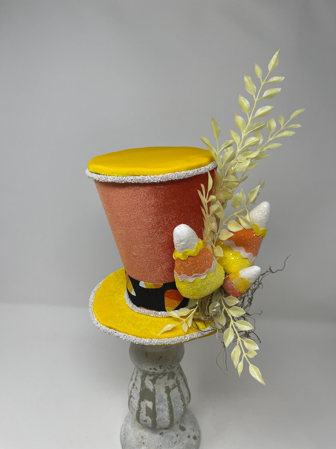 Candy Corn Top Hat Wreath Decor, Halloween Candy Corn Hat Wreath ...