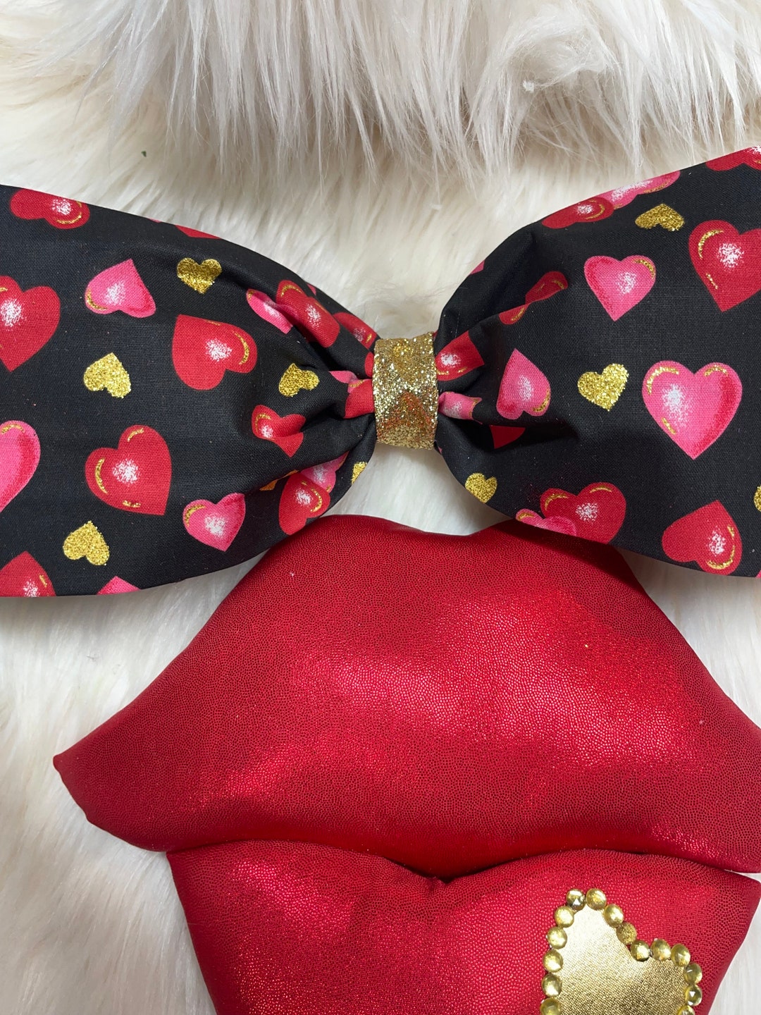 Valentine Lips Swag for Front Door, Red Lips Valentine Swag, Lips and ...