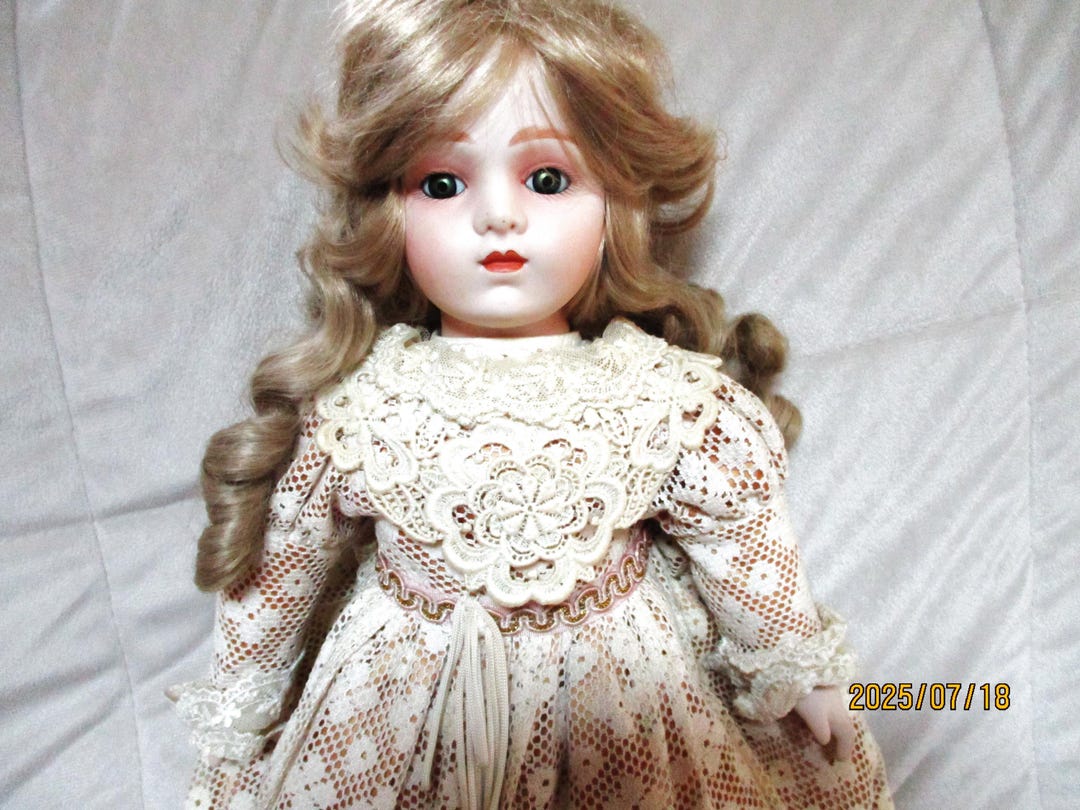 Vintage 1983 Schmid Porcelain Musical Doll: Juneau Reproduction - Etsy