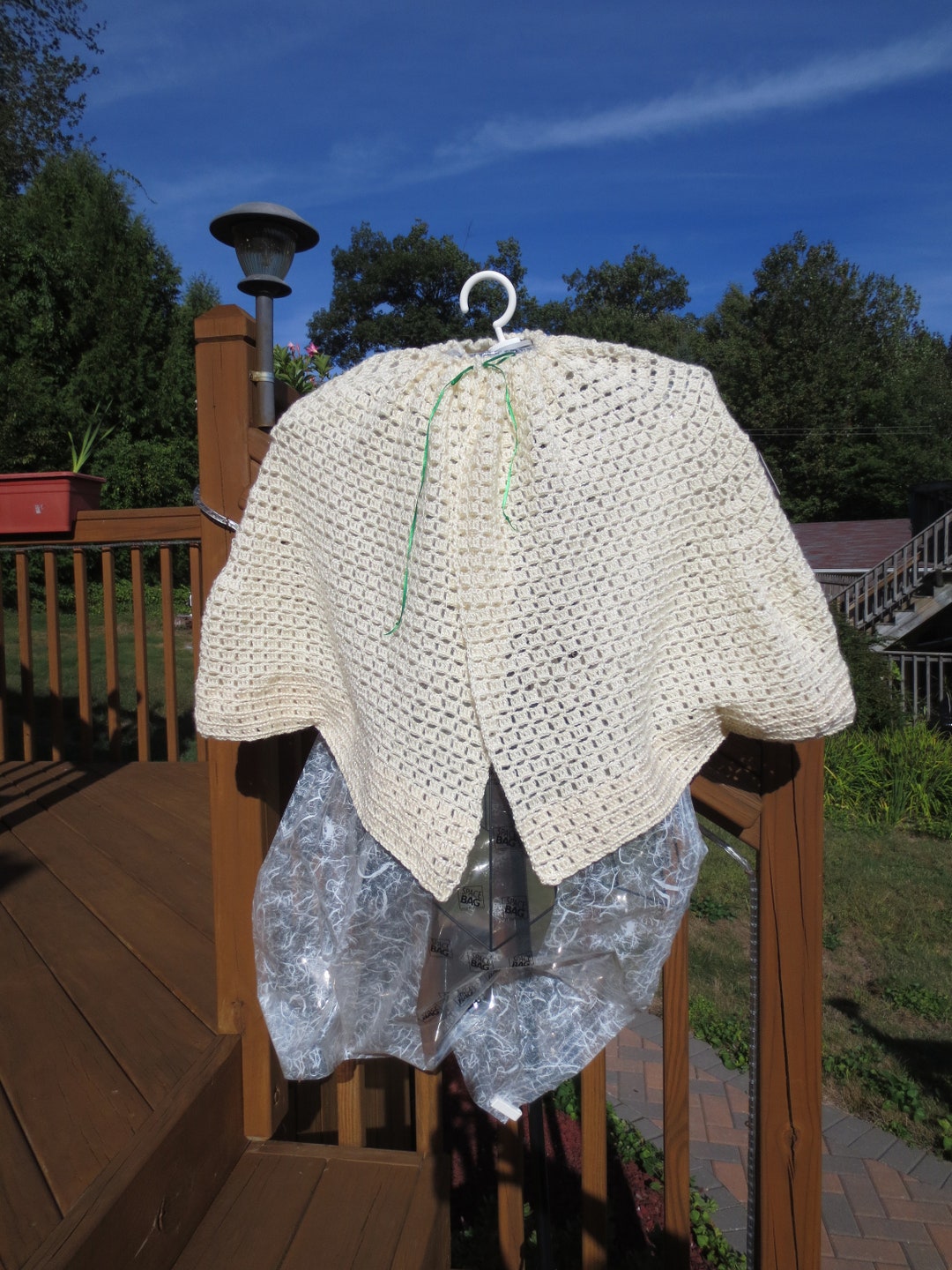 Never Worn Model Light Weight Ivory Spring Cape Lightly Open Weave ...